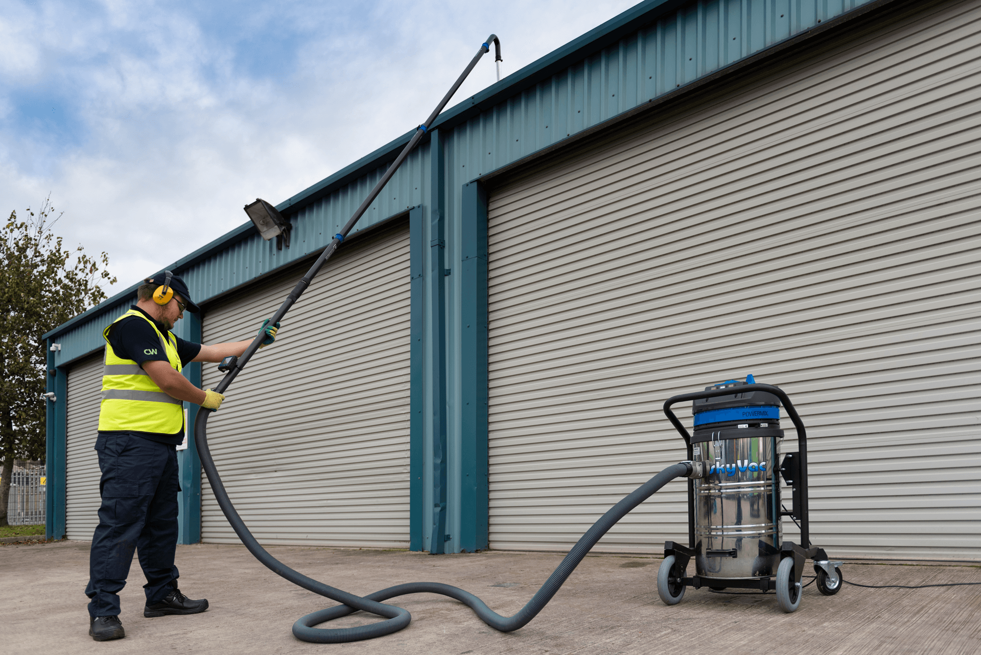 Commercial Site Cleansing Services | Coutrywide Grounds Maintenance